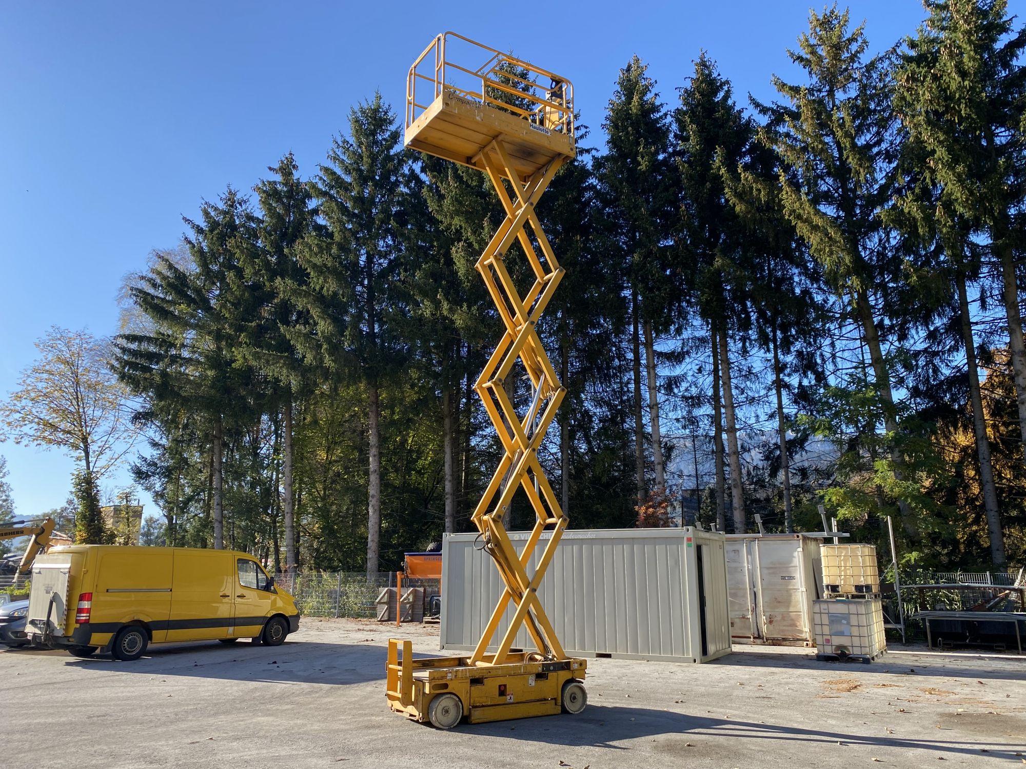 Scherenhebebühne Haulotte Compact 10