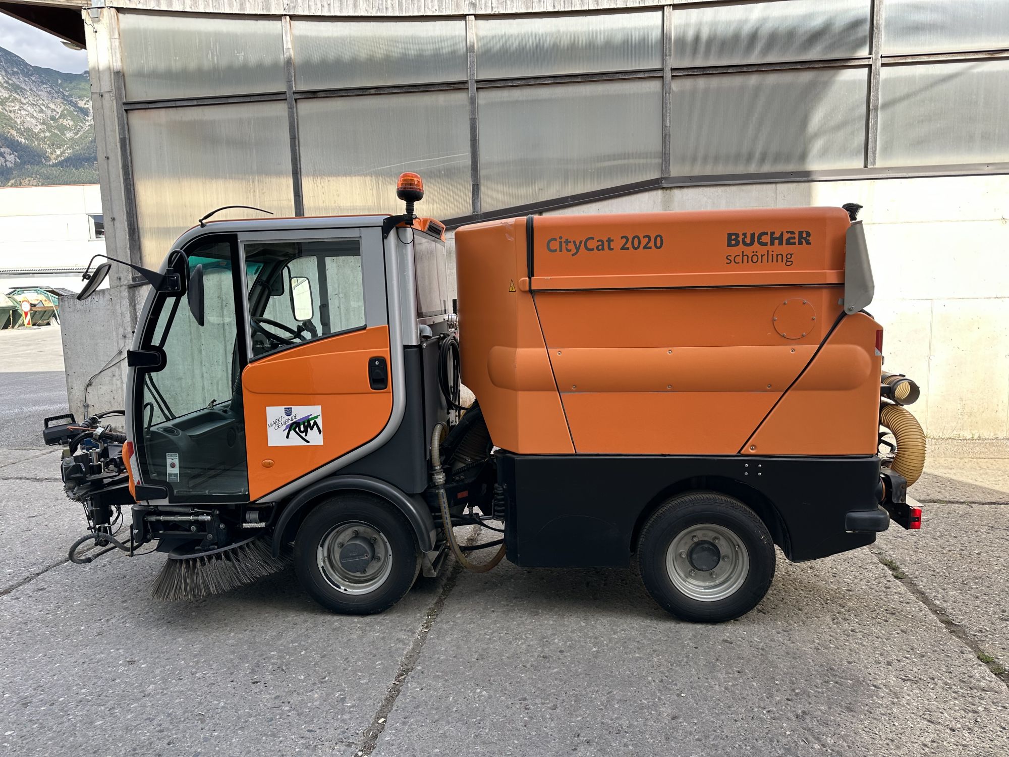 Kehrmaschine Hako Bucher City Cat 2020