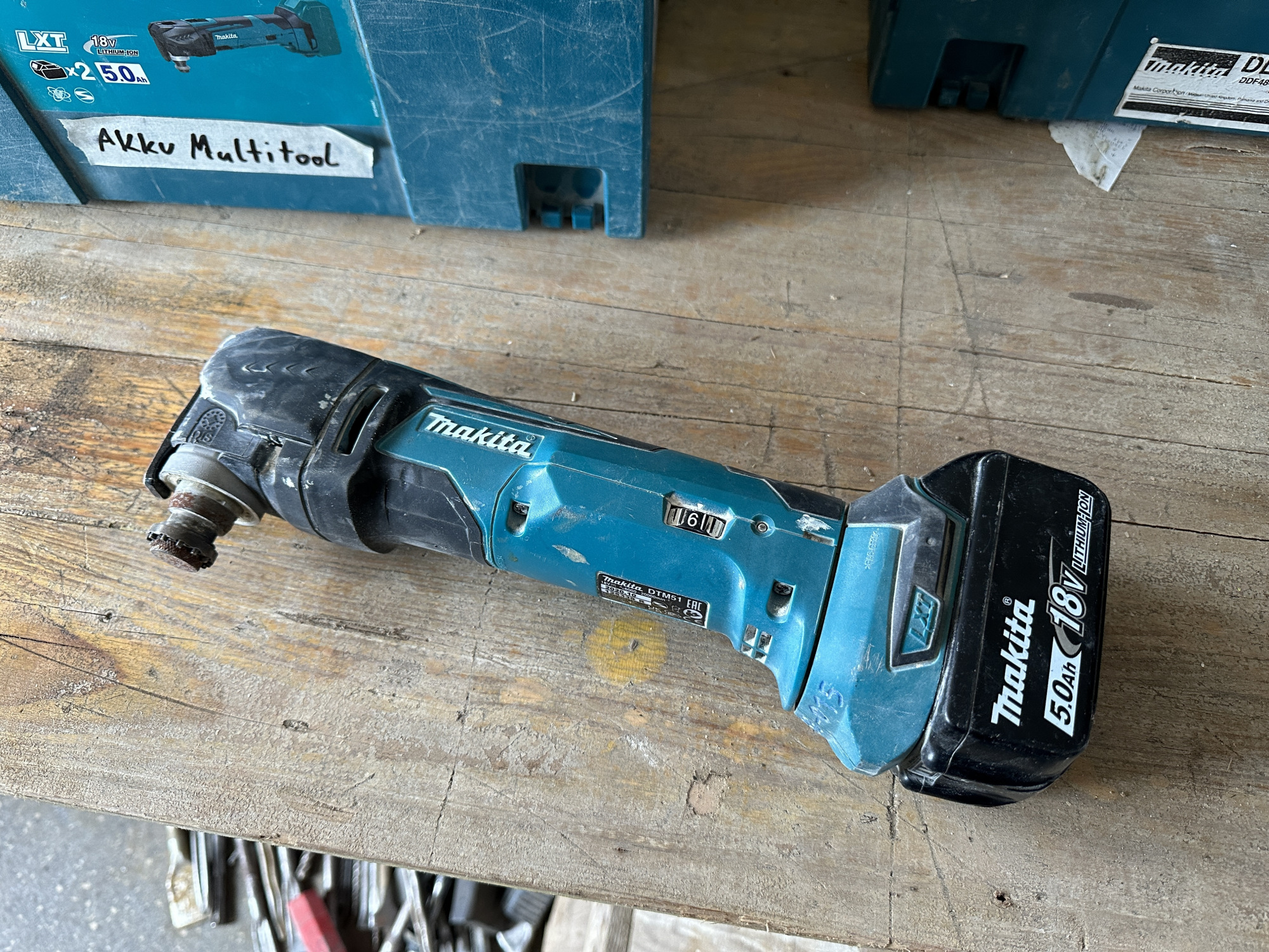 Lagerbereinigung Bauunternehmen | Akku Multitool Makita DTM51RTJX4